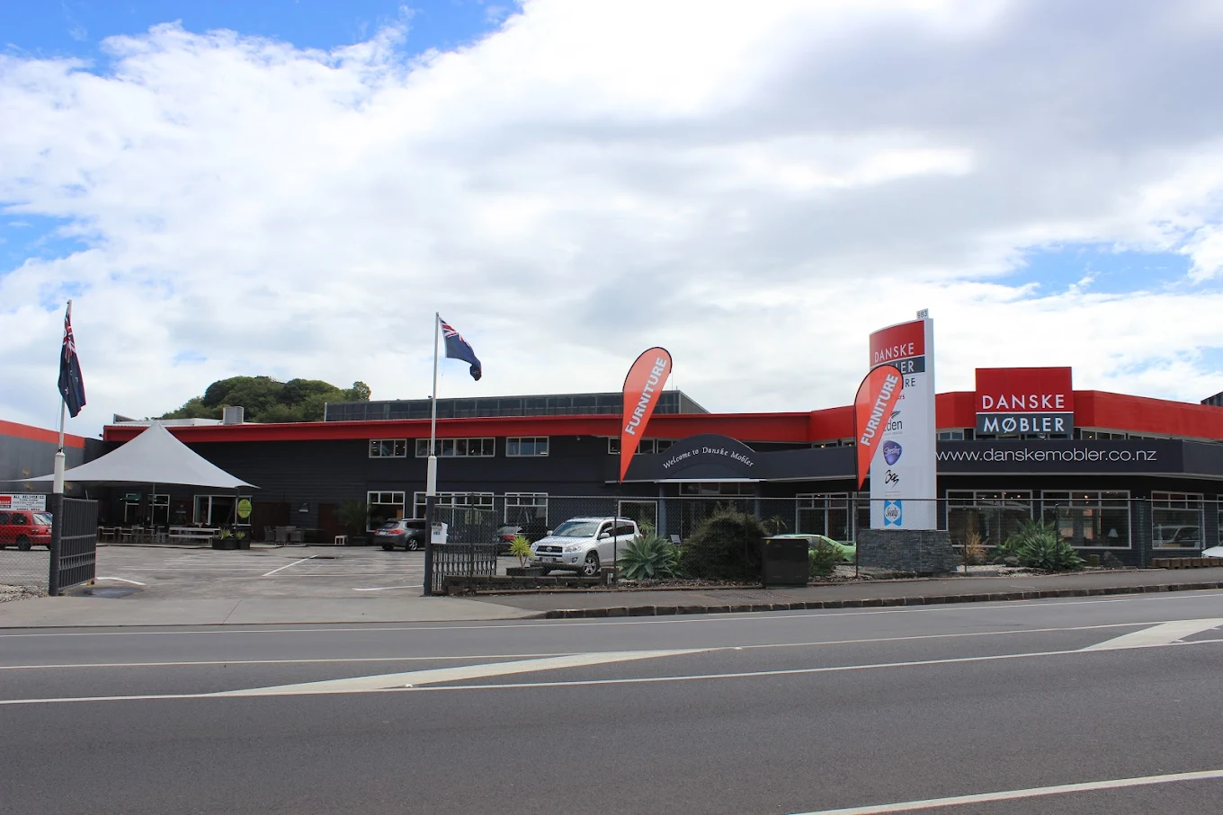 Danske Mobler, Three Kings | Sealy New Zealand